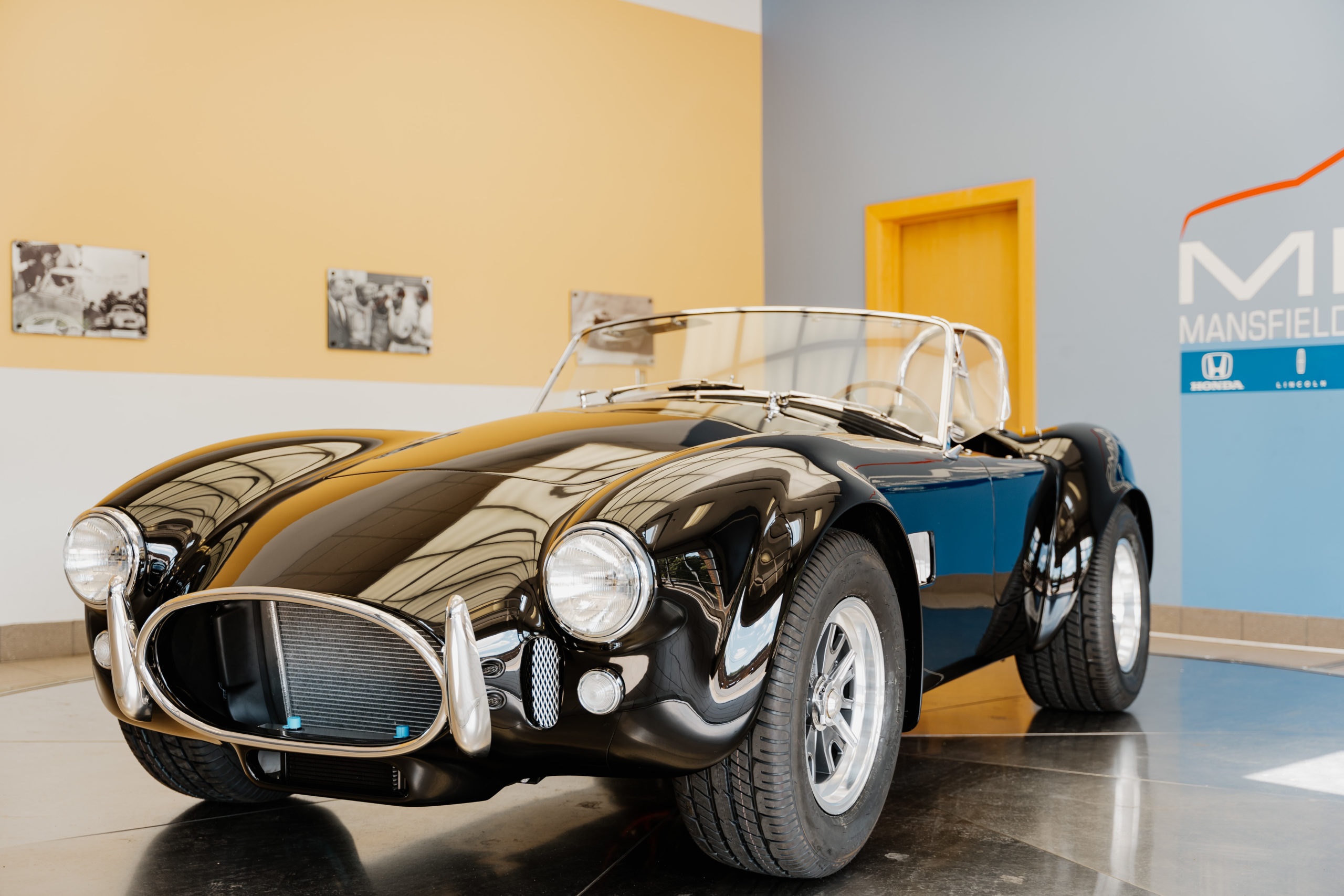 Superformance MKIII Roadster - MMG Superformance